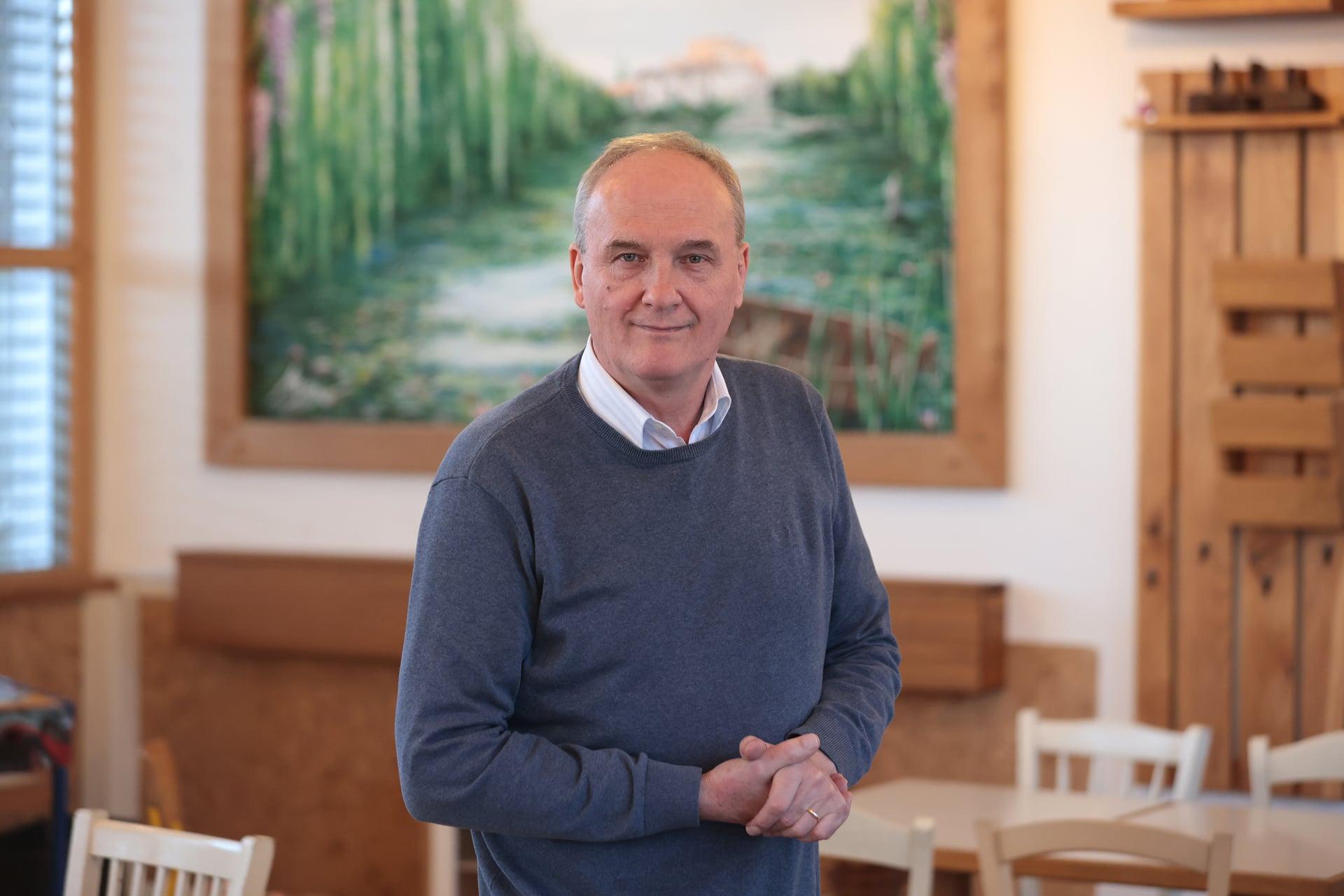 (INTERVJU) Janez Podobnik: Logar naj vztraja na odprtem pristopu in ...