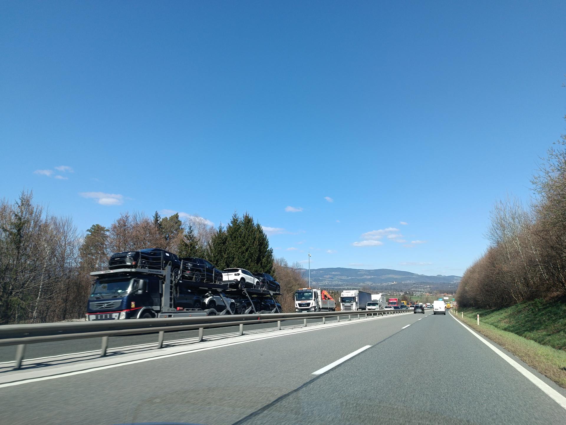 Obnova avtoceste med Slovenskimi Konjicami in Dramljami: Je hudo, a bo ...
