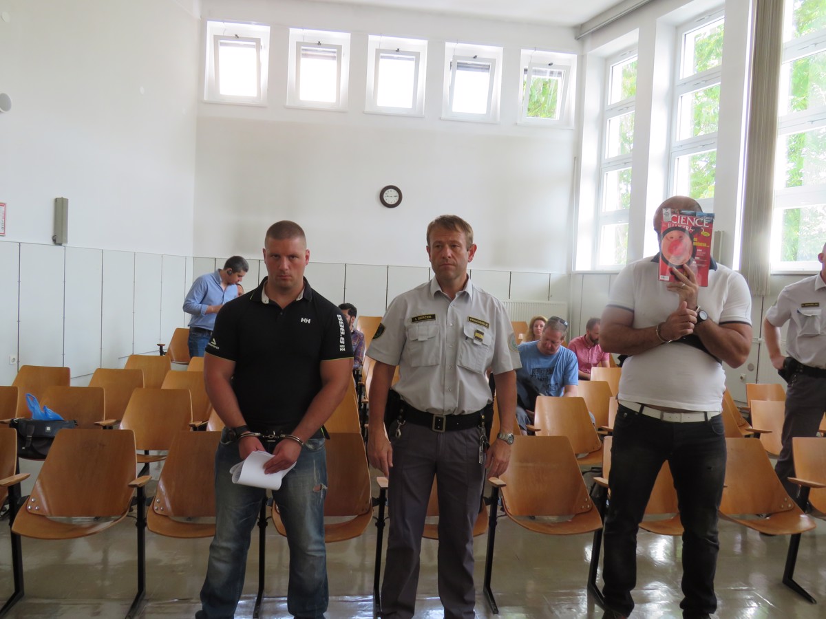 Mamilarska veriga: Razvpiti Kamenik (še) ni pričal